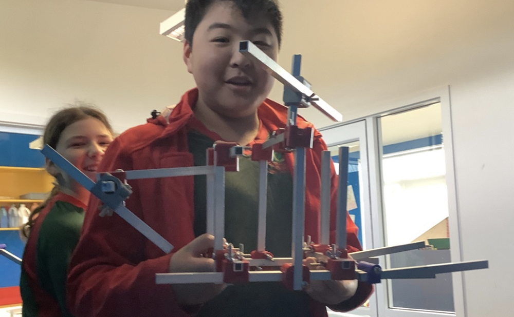 Epro8 Engineering Competition: Exploring Video Games and Problem Solving with Year 7 and 8 Students