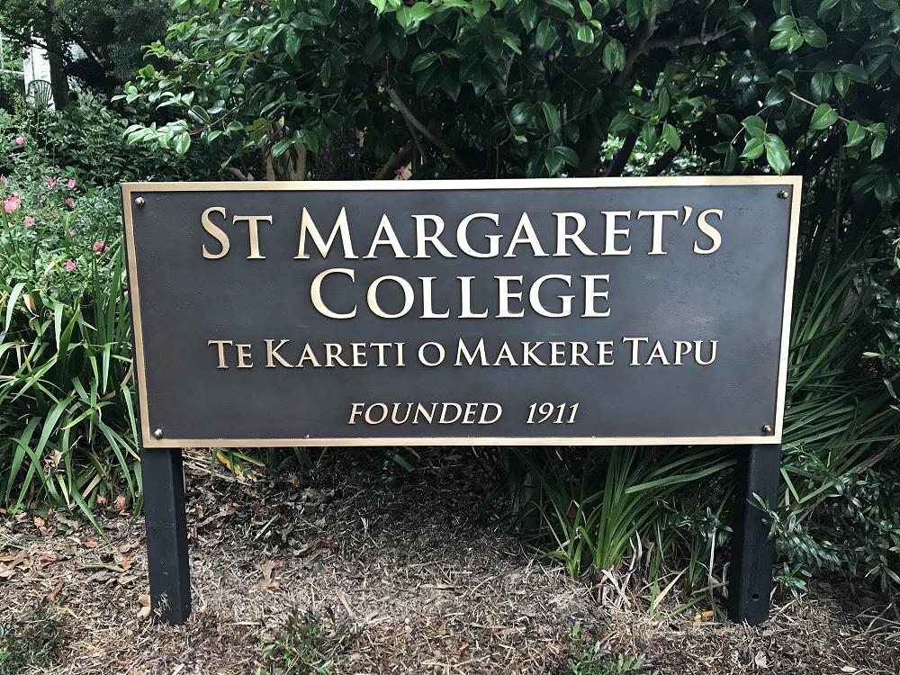 New entrance sign for College