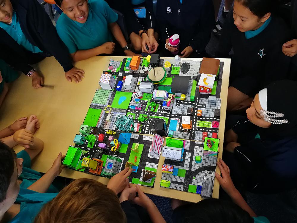 Students in Years 7/8 create their own 'Geometrocity' — Newsletter - 25 ...