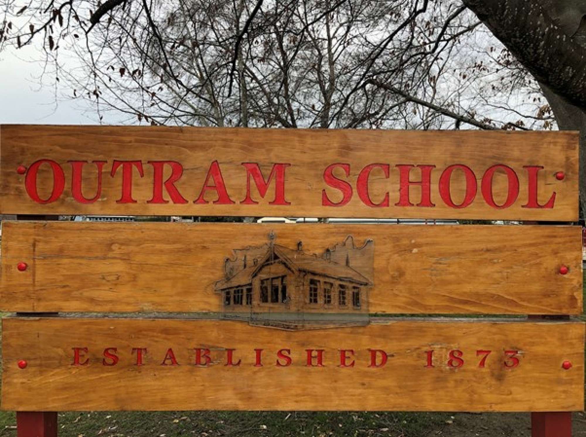 Welcome to Outram School