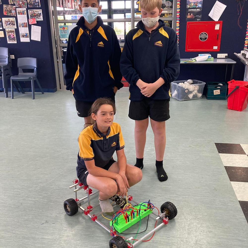 Epro8 Electronic kits — TE KURA O KAHURANGI TOKA PANUI Issue Rima Term ...