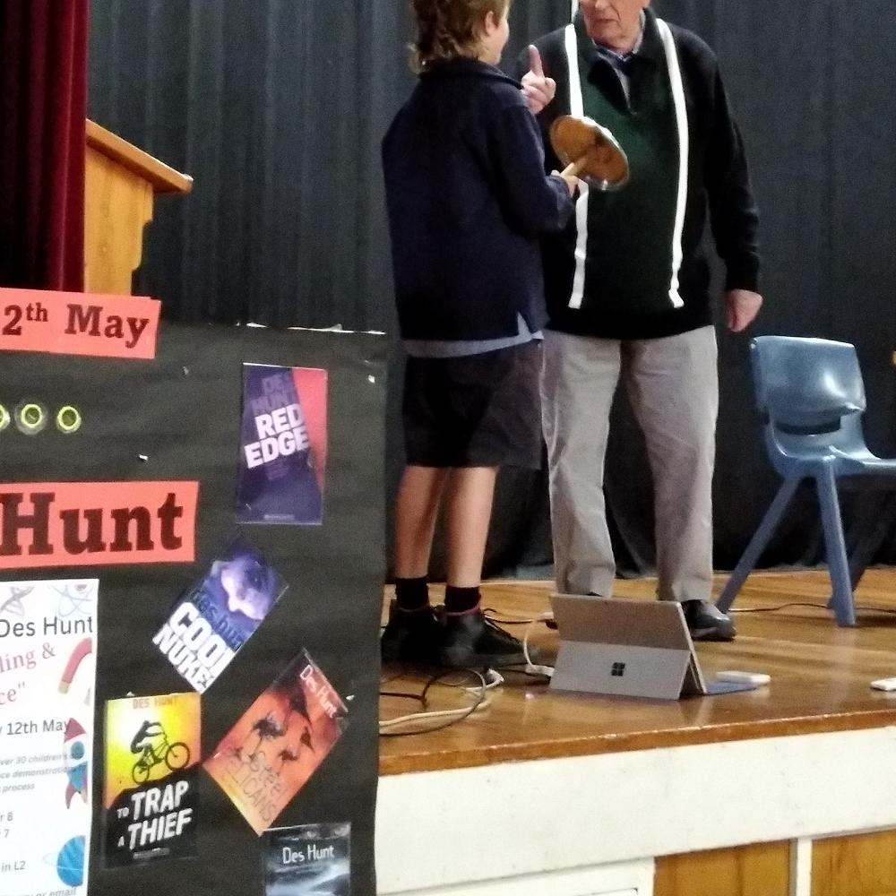 Des Hunt - Master of the Metaphor!