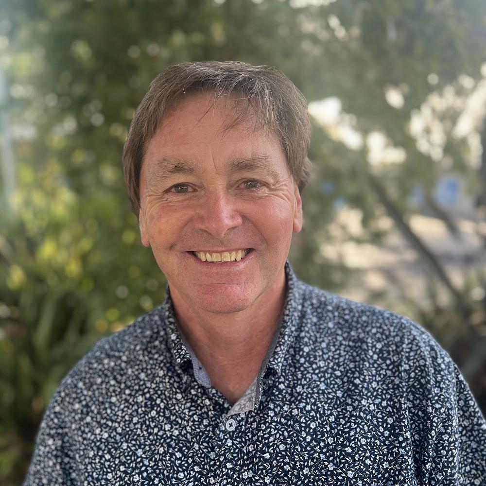 Steve Simpson — Staff Profiles