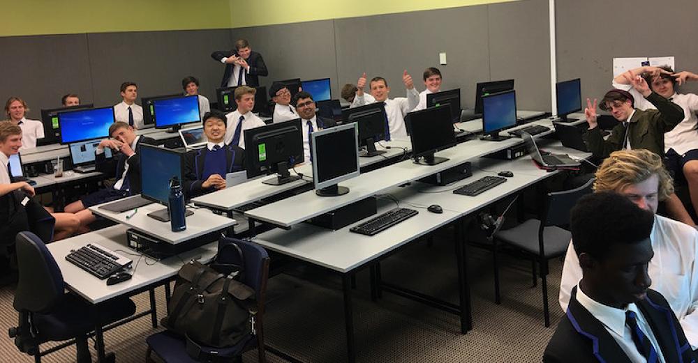 Year 11 Digital Technology/Hangarau — A Guide to Year 11