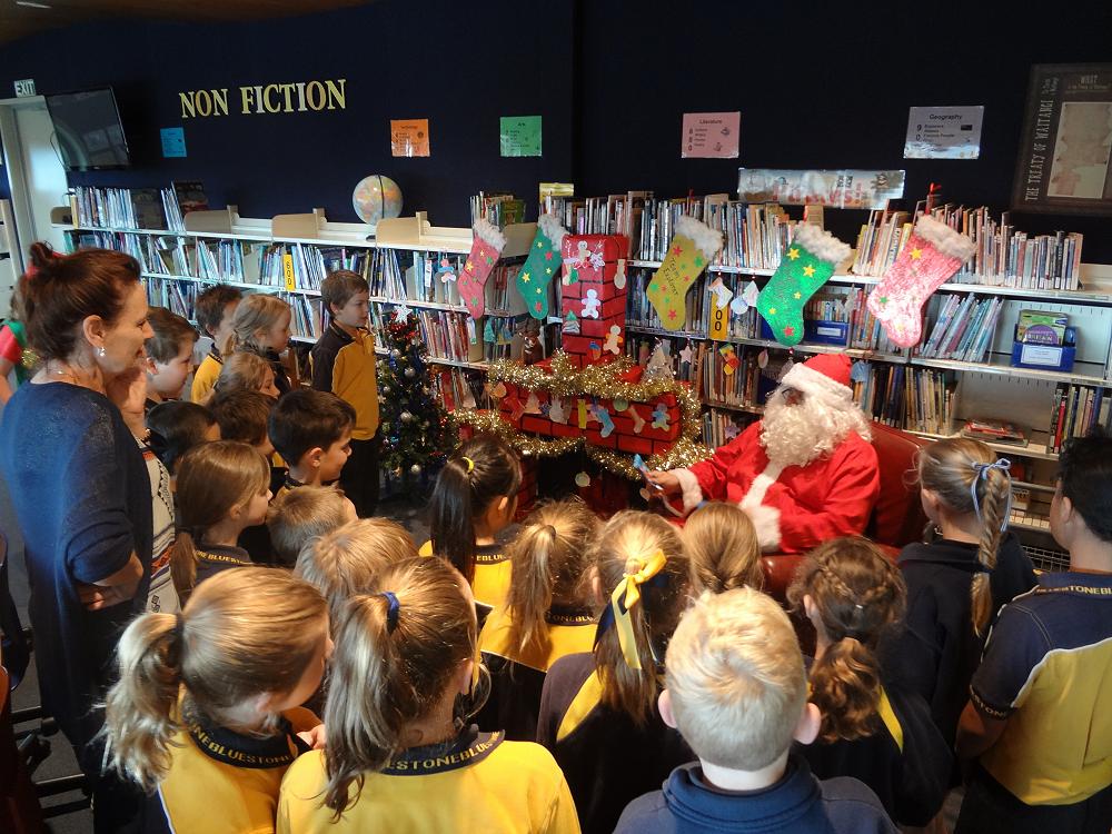 Santa visited Bluestone to present ice blocks to all students — 2015 at ...