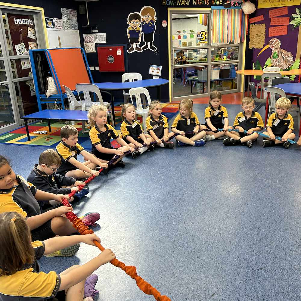 Music with Dale McKay