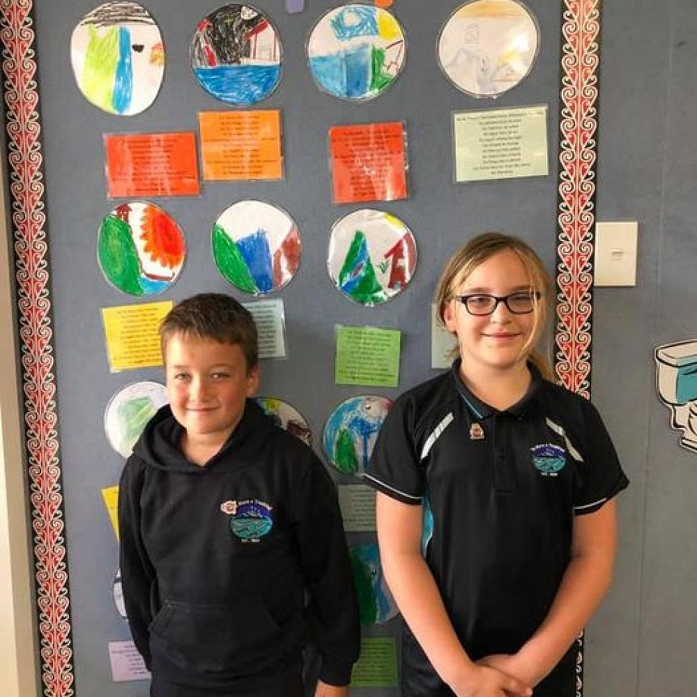 Ko te rangatiratanga ko te kōrero i tō Reo Māori. Kei runga kōrua ...