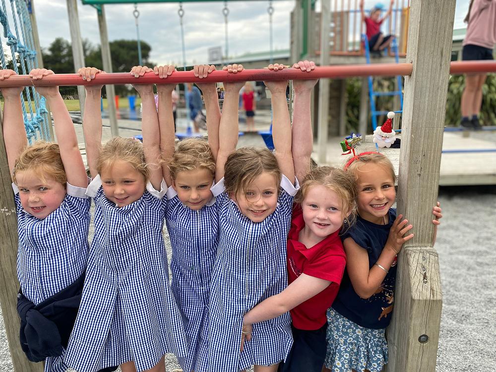 Broadfield School Uniform