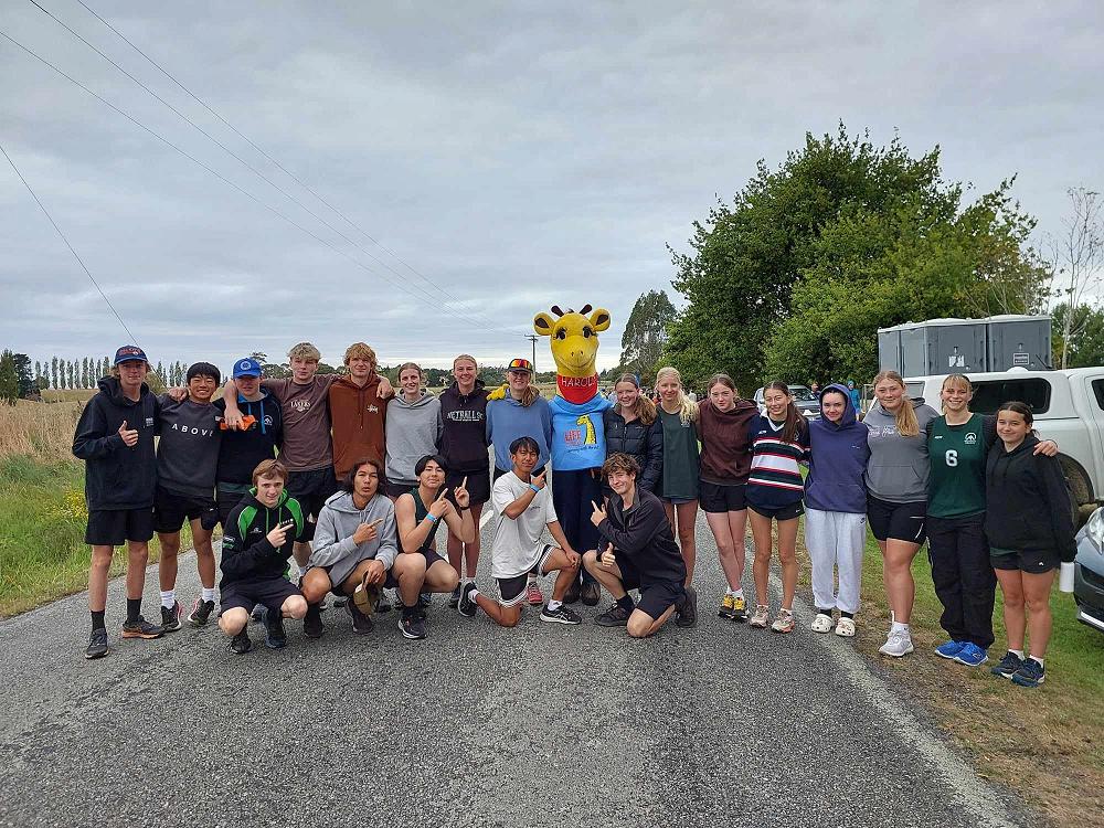 HADLOW TO HARBOUR SCHOOLS TROPHY BACK AT MACKENZIE COLLEGE!