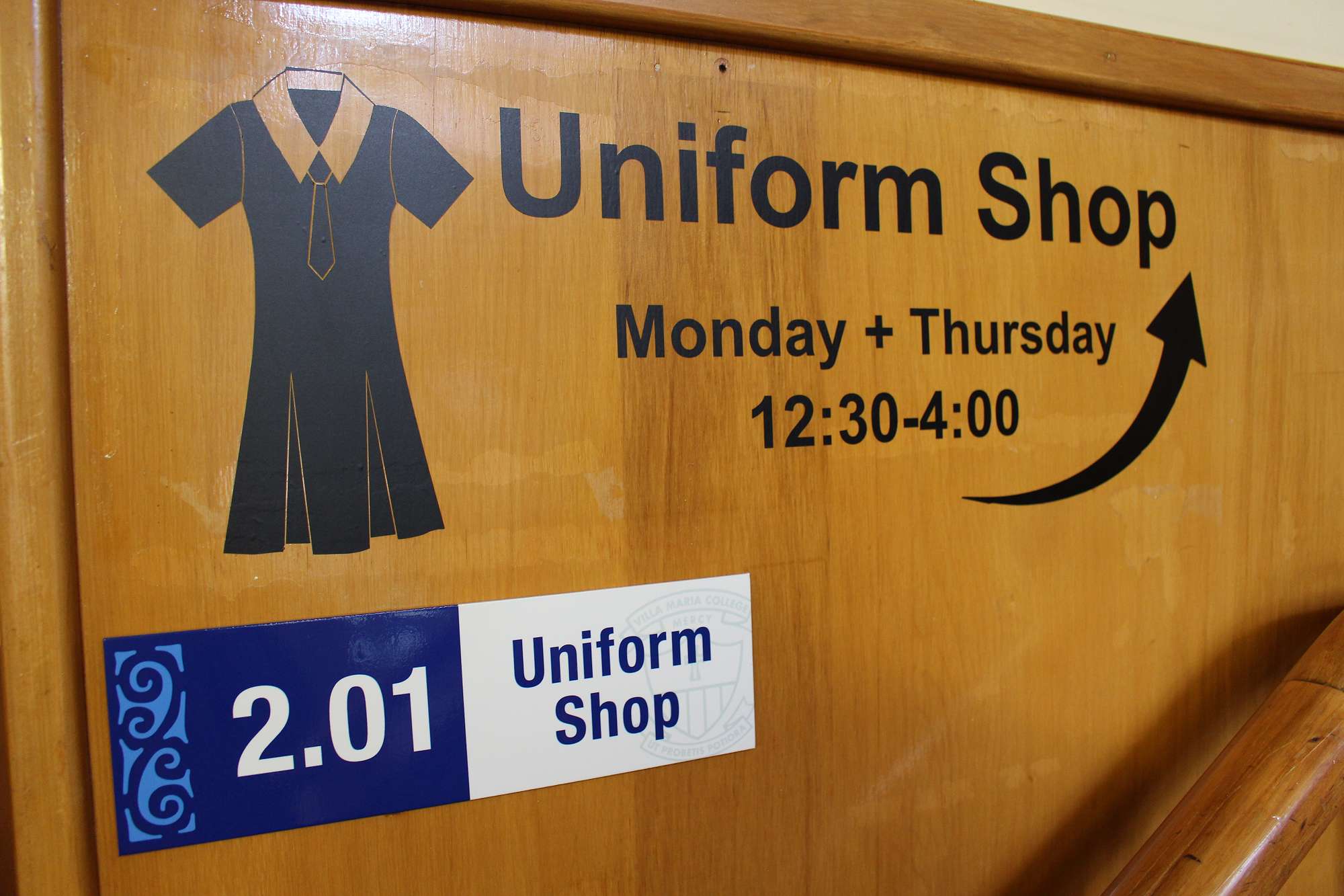 Uniform shop notice