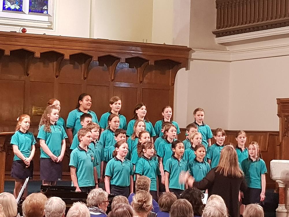 EAST TAIERI SCHOOL CHOIR - STUNNING PERFORMANCE AT KNOX CHURCH LAST NIGHT