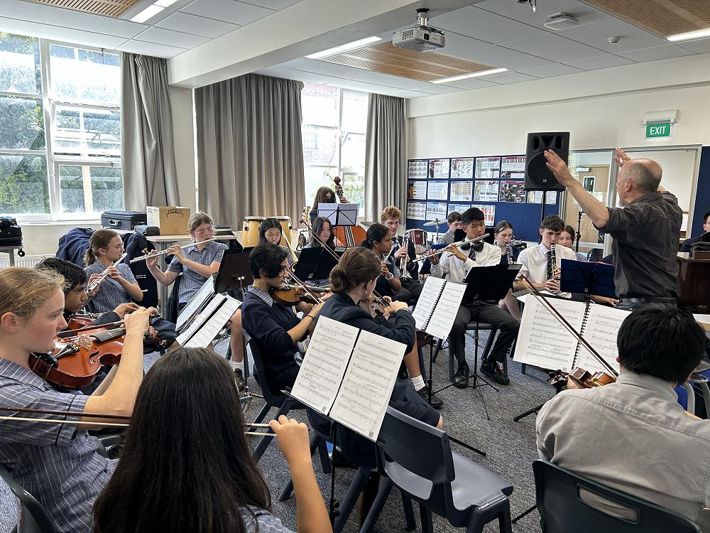 OGHS Performance Groups — Nautilus News