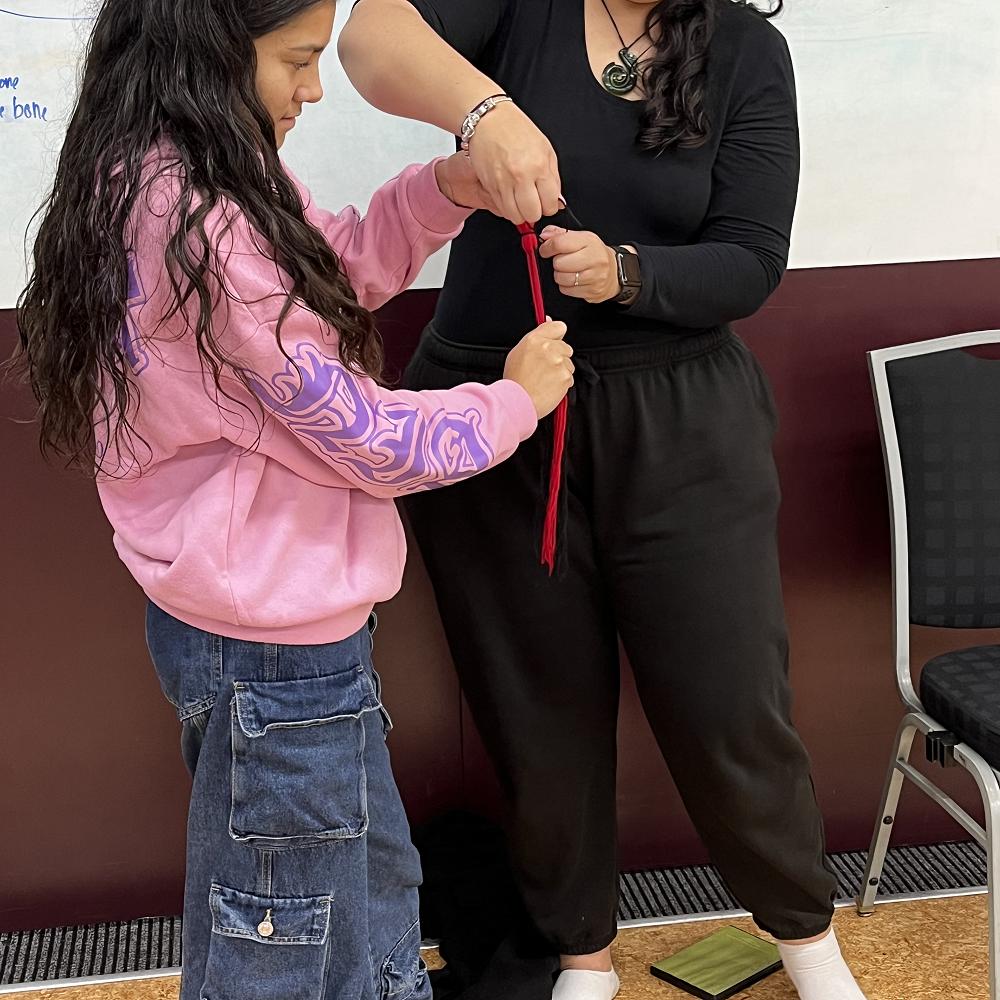 Poi making with Level 1 Dance