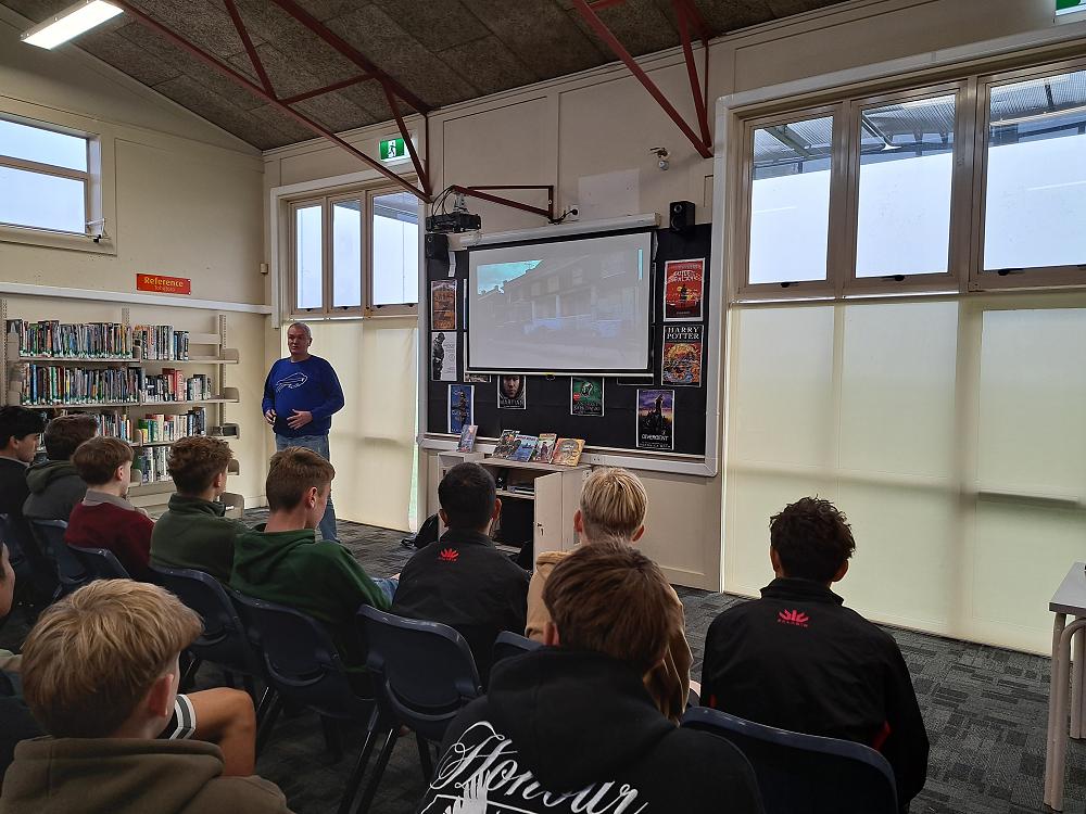 📚 Taking Up the Reading Challenge with New Zealand Author David Riley 📖 ...