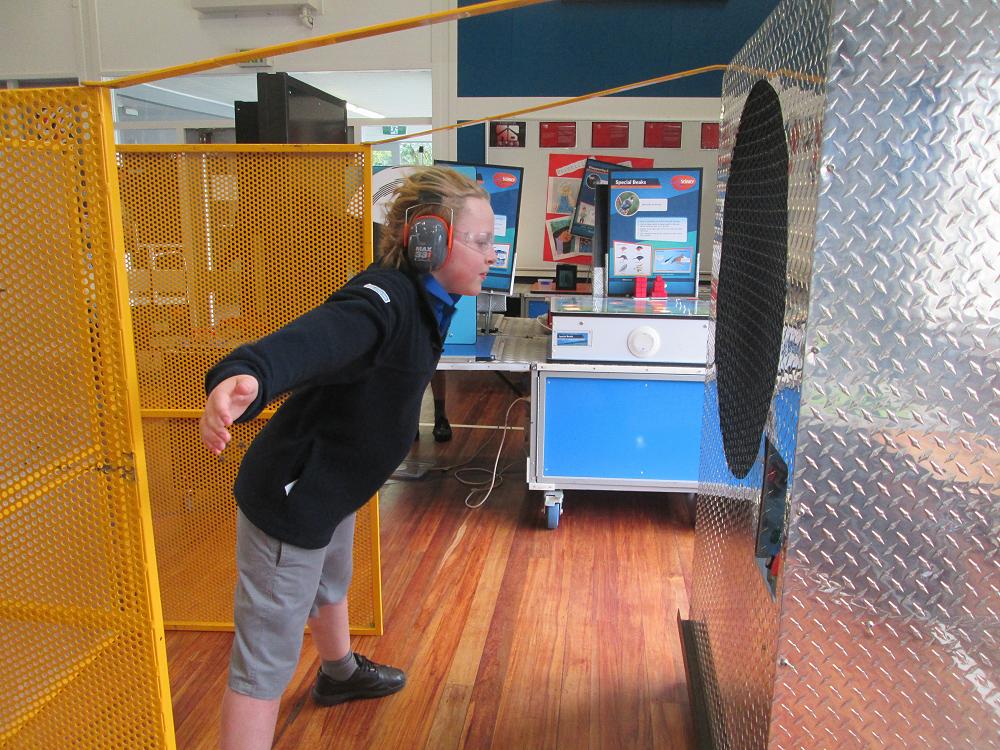 The Science Roadshow Visits Breens