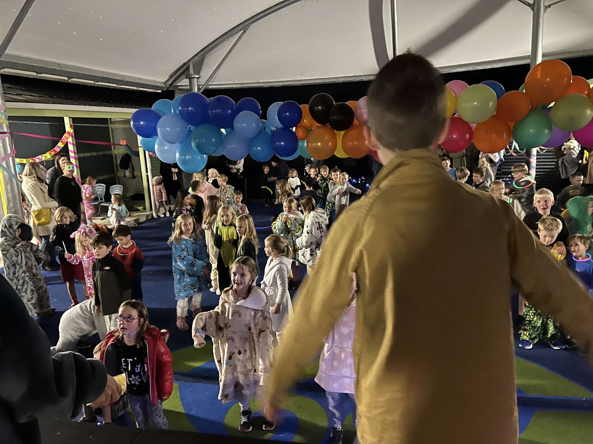 The School Disco - Oh What A Night!