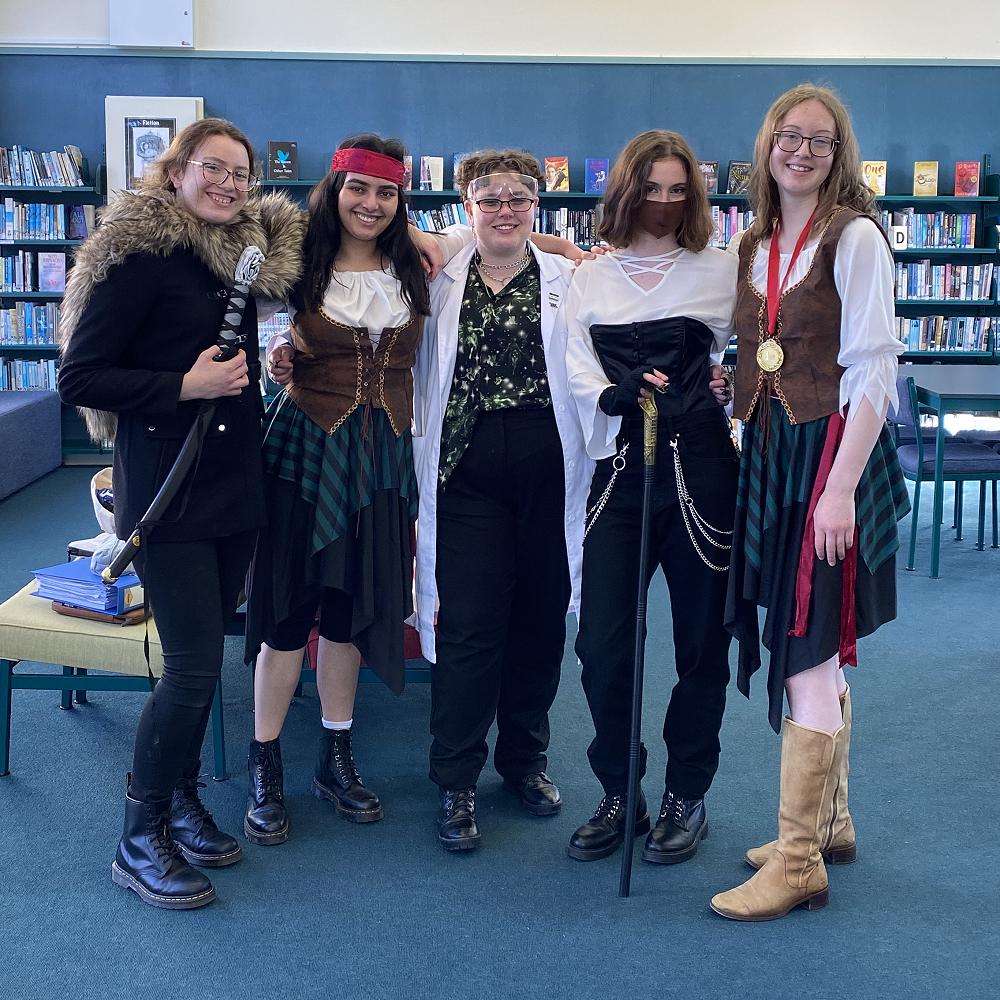 Dressing up for Book Week 2022