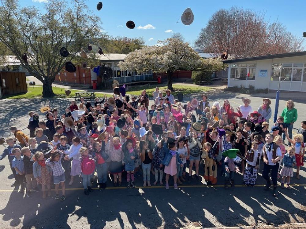 Friends of Outram School (FOS)