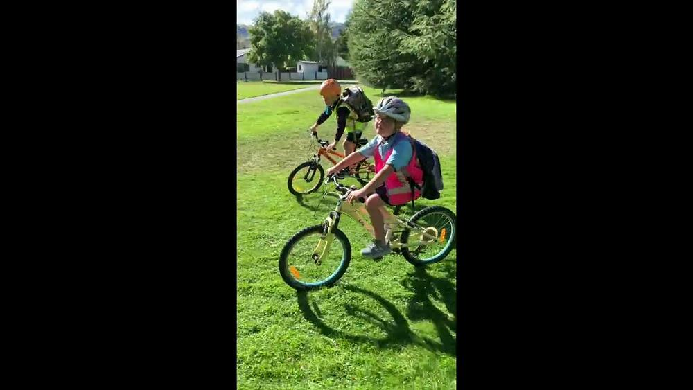 Video: Walk 'n' Wheel Week in the Hārewa 3, 4 & 5 bubble!