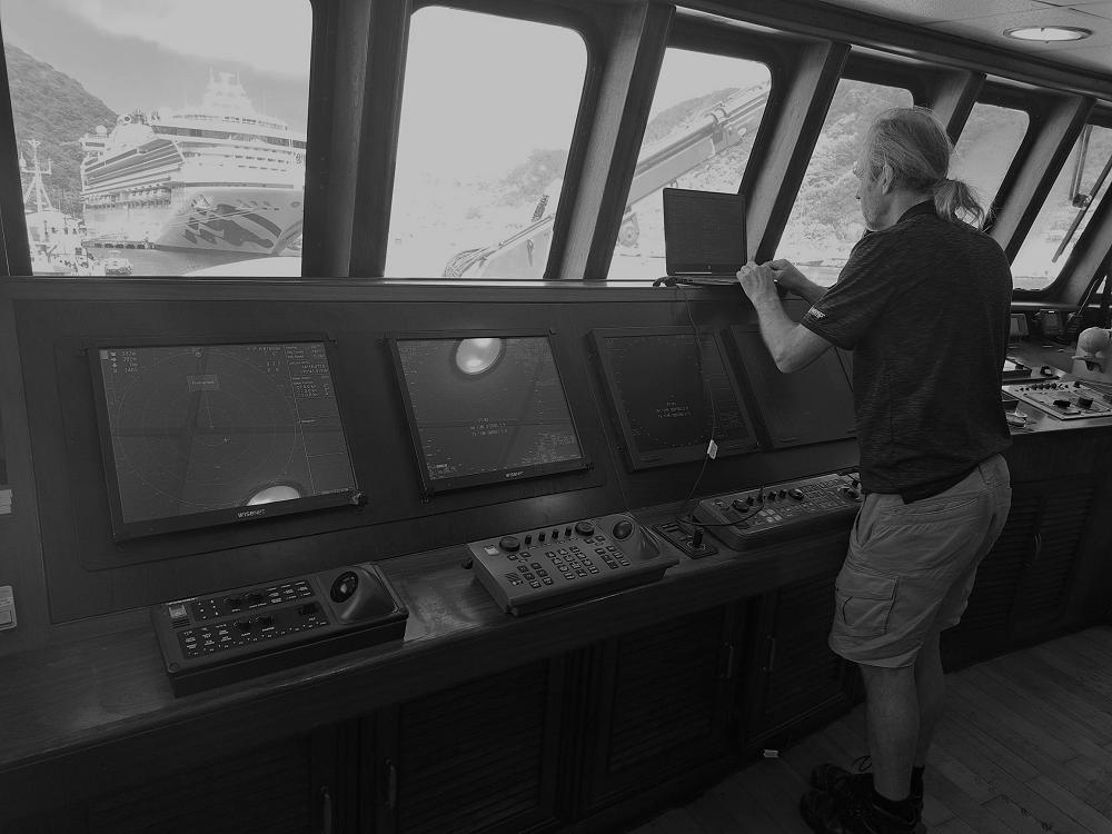 Dual ENL OMNI Sonar Installations