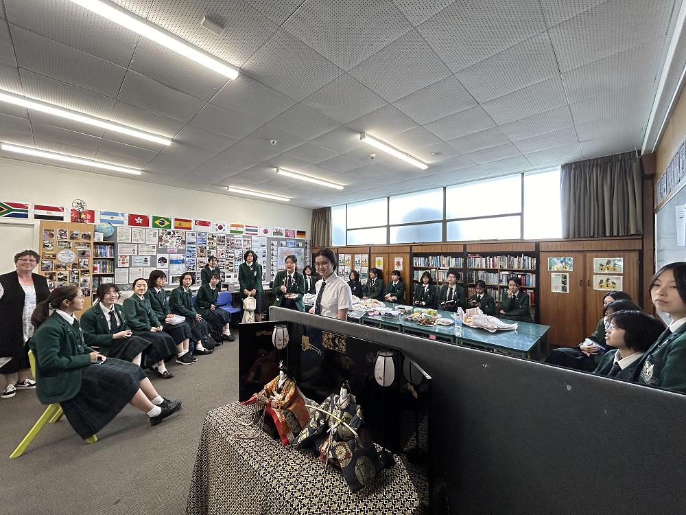 Welcoming Students from Keio Girls' High School — Columba College ...