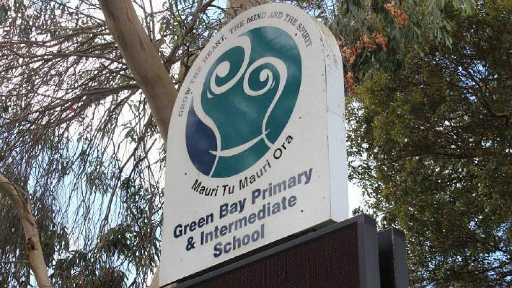 GREEN BAY PRIMARY & INTERMEDIATE SCHOOL "INTERMEDIATE OPEN DAY" TUESDAY ...