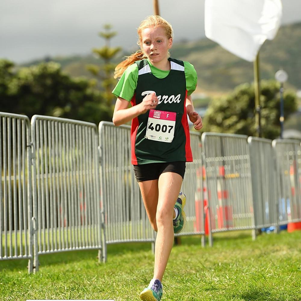 Raroa students tackle Porirua's Grand Traverse challenge for Schools