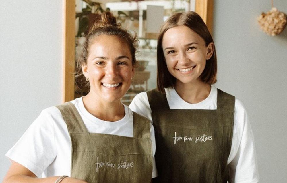 Two Raw Sisters at Rangi Ruru