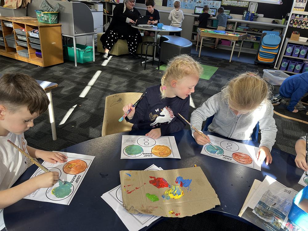 Room 2 - Colour Experts!