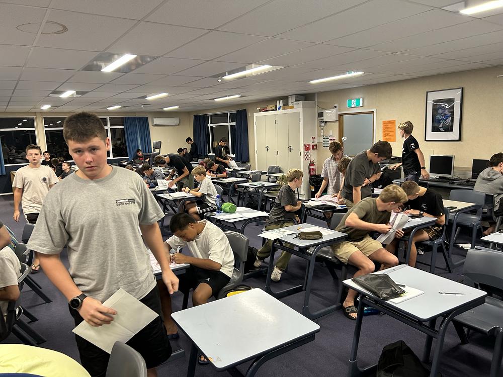 🏴 CENSUS night in Argyle and Grove 📝