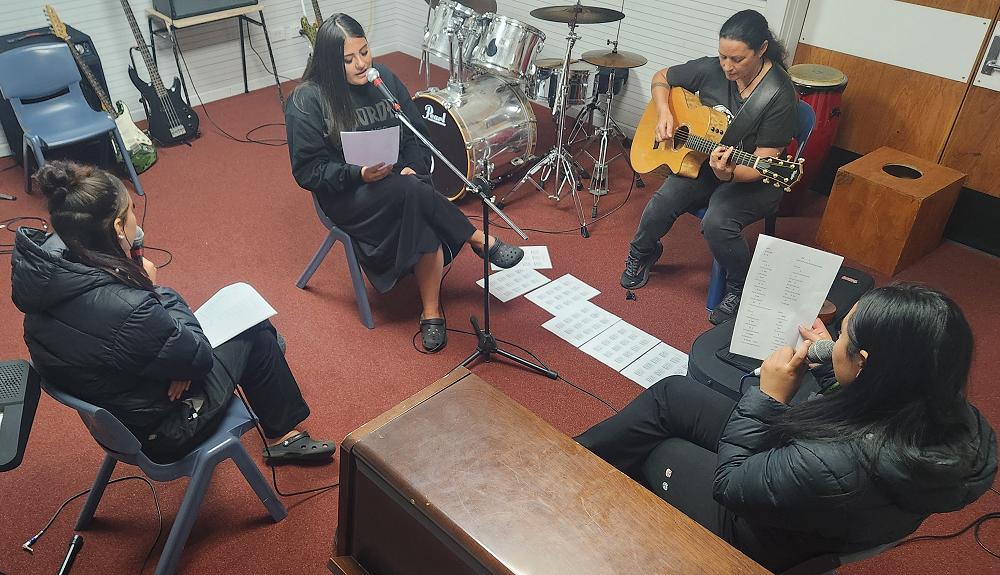 Kim Halliday Music Mentor — KHS Newsletter 7th June