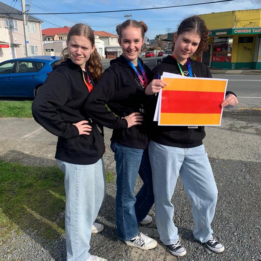 Ko te Rehe Miharo: The Amazing Race- Te Awaikairangi Edition