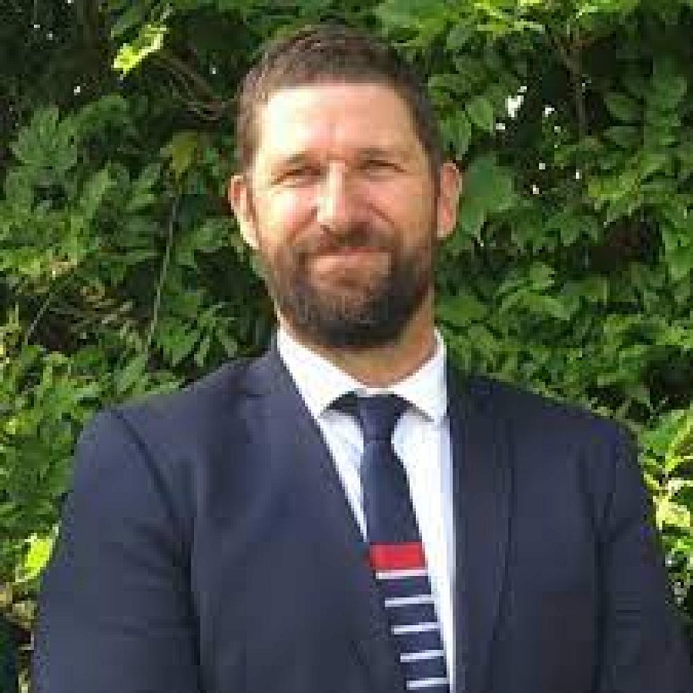 Newsweek 1 December 2023