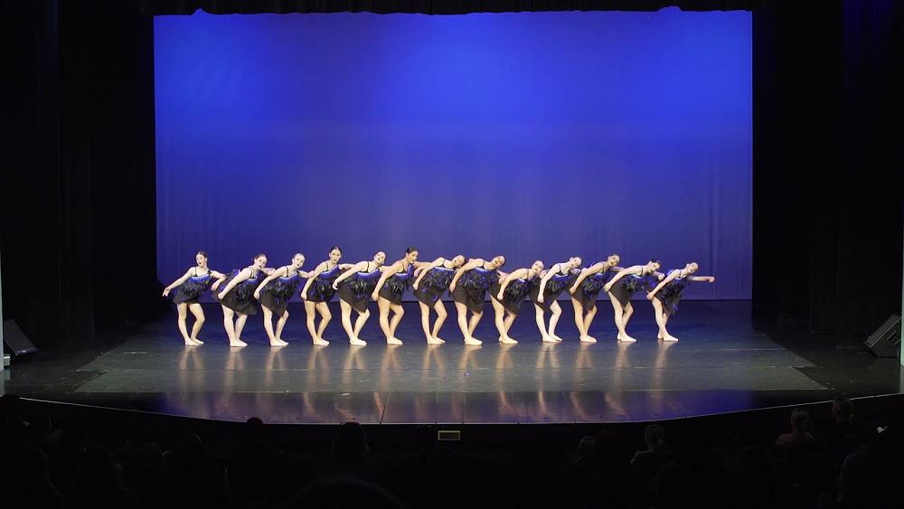 Video: Mana Dance Showcase