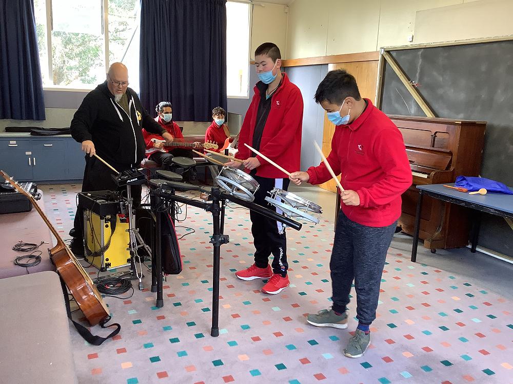 Pītau-Allenvale School News Issue 3 Term 3 2022