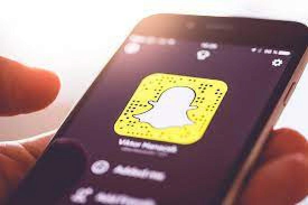 AI is now available to all Snapchat Users