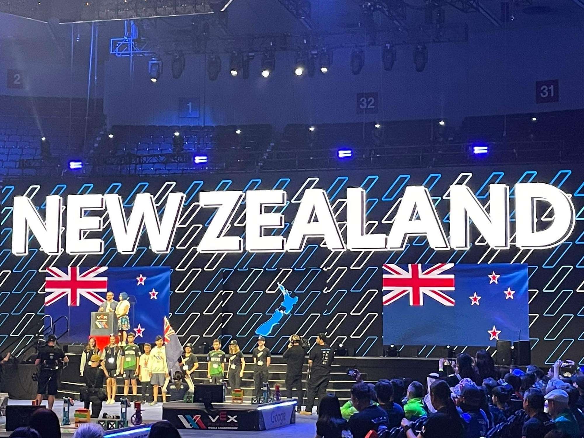 Hillmorton Robotics Compete in the World’s Biggest Robotics Competition