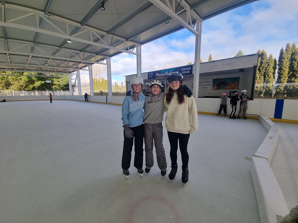 Year 8 Ice Skating Fun — College Kōrero