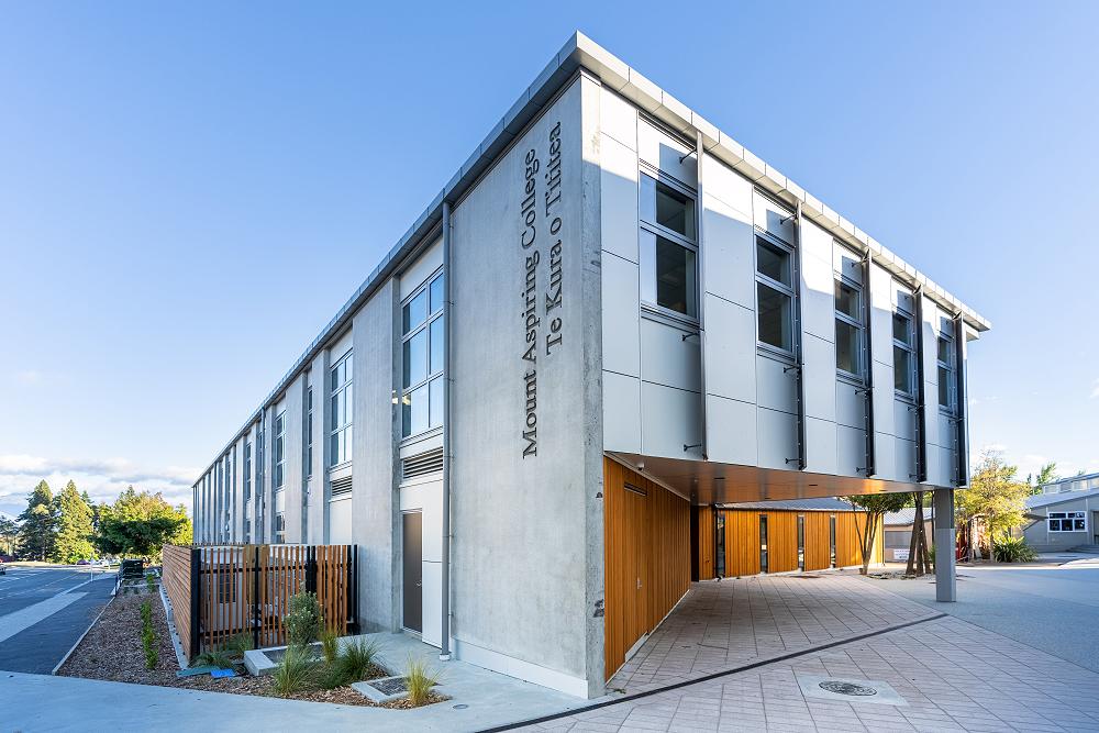 FROM THE PRINCIPAL AND THE BOARD PRESIDING MEMBER — NEWSLETTER TERM 2 ...