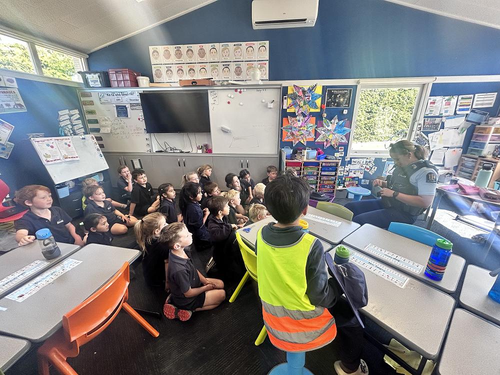 Meri Kirihimete from TPR