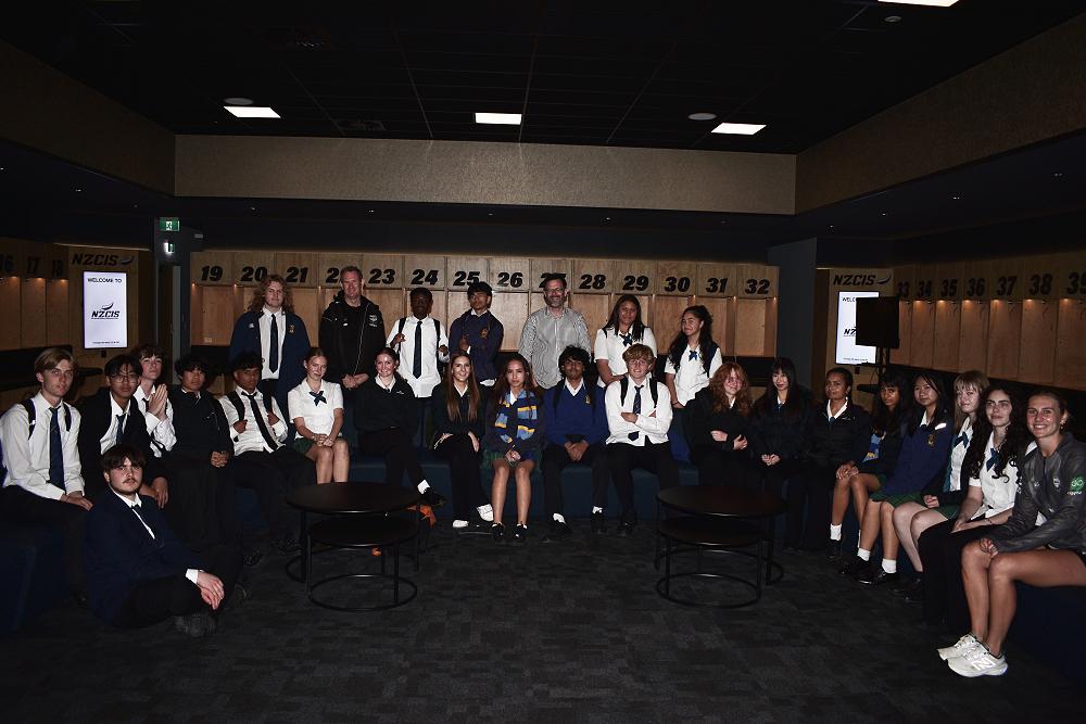 Business Studies Trip to NZCIS – Wellington Phoenix FC — UHC Pānui ...