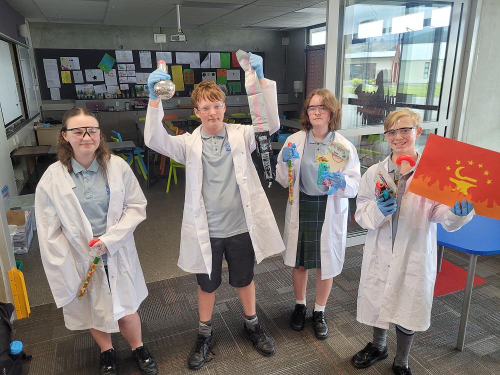 Henry takes out Science competition — UHC Pānui December 2024