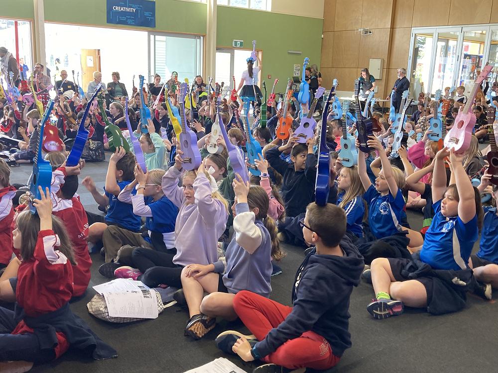 Uke Jam at the Beach — Macandrew Bay School Newsletter - 1 November 2024