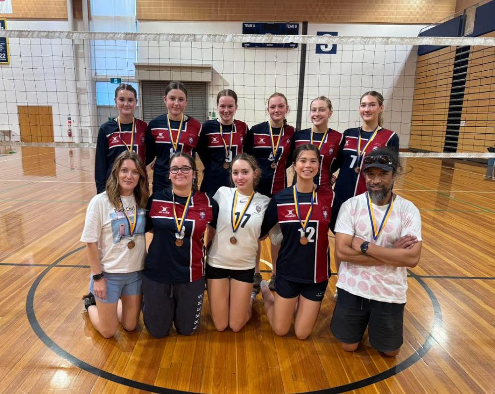 Trinity Volleyball ends the Season on a High