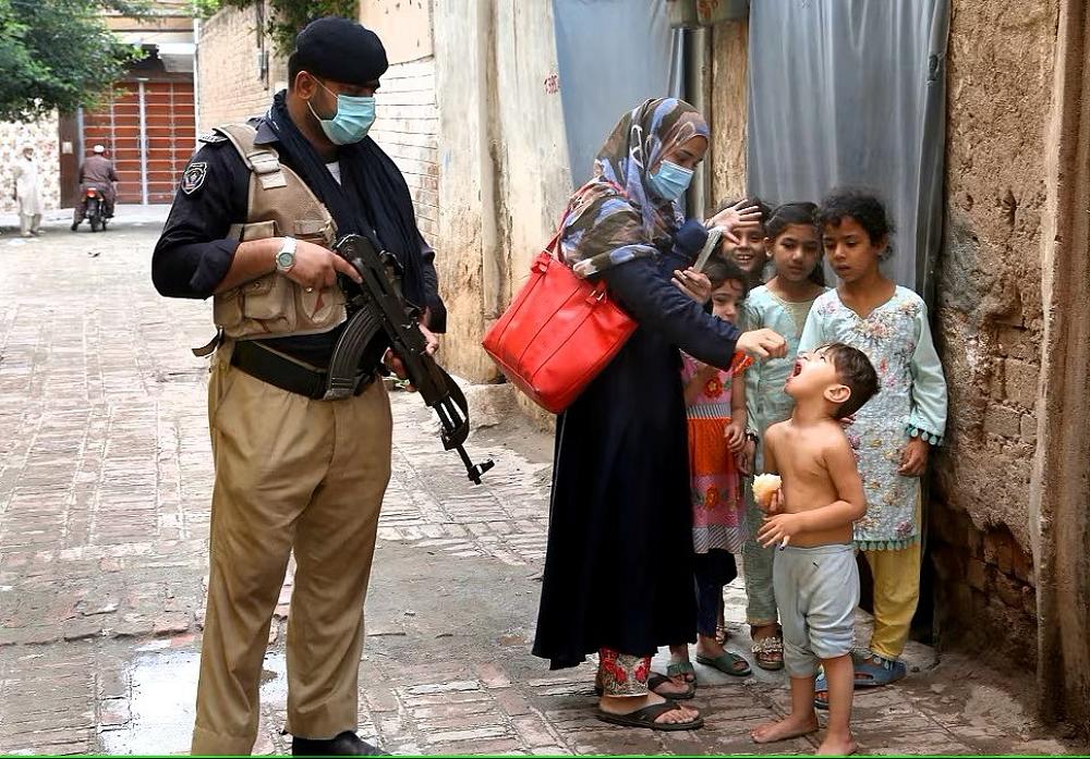 POLIOMYELETIS – WE SHALL OVERCOME