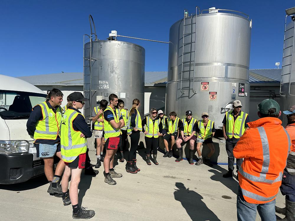 Tawera Rural College – Grasslands Farm Visit — DHS Dispatch, 2 May 2025