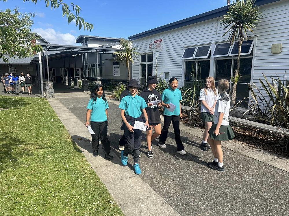 2025 Students visit GEIS!