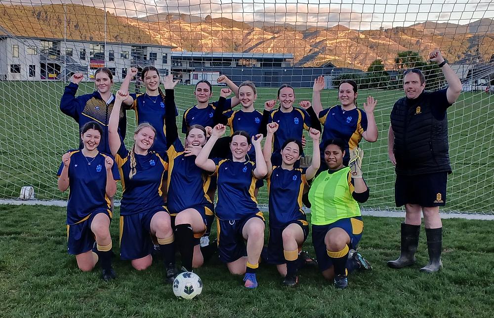 Upper Hutt College Girls' Football season recap — UHC Pānui September 2024