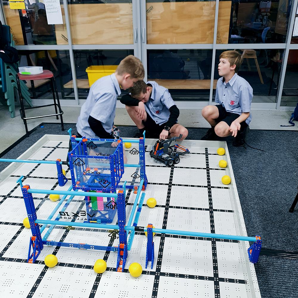 Robotics Club Vex IQ — Clubs at Mahurangi College
