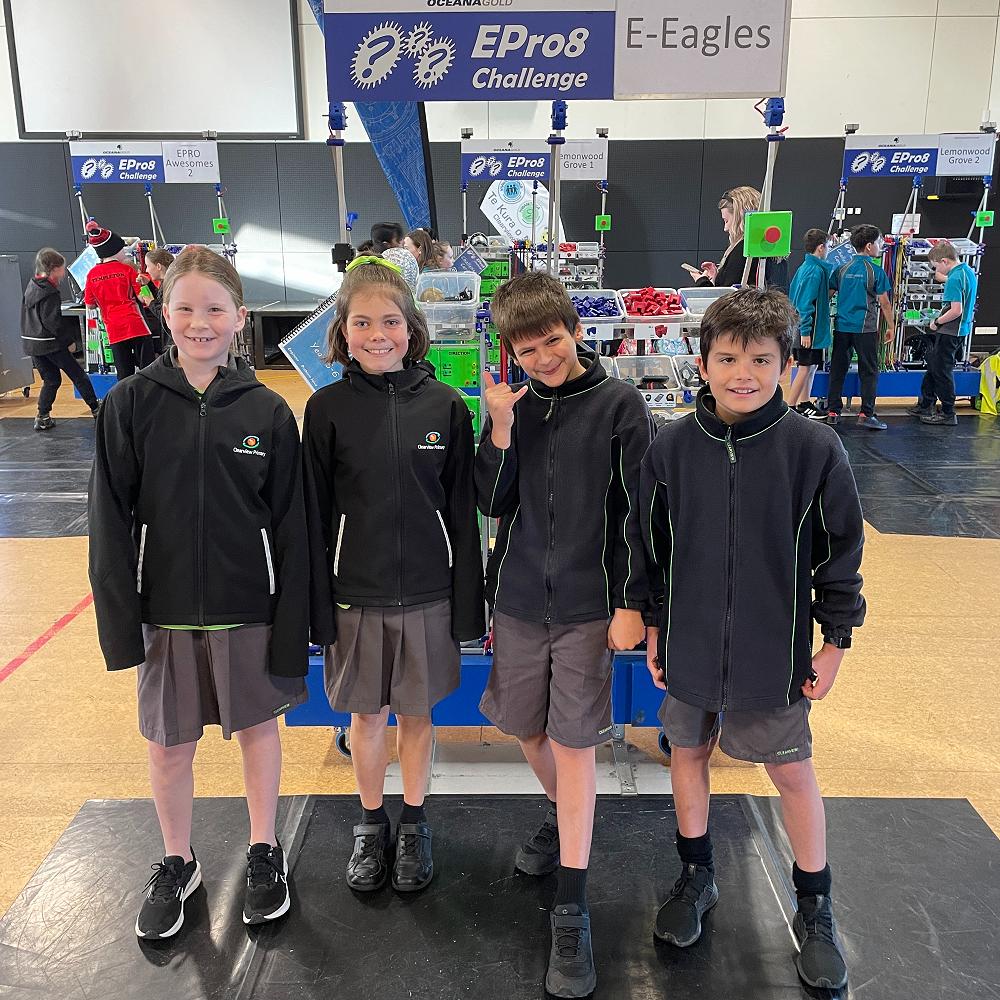 Epro-8 teams through to semi finals!